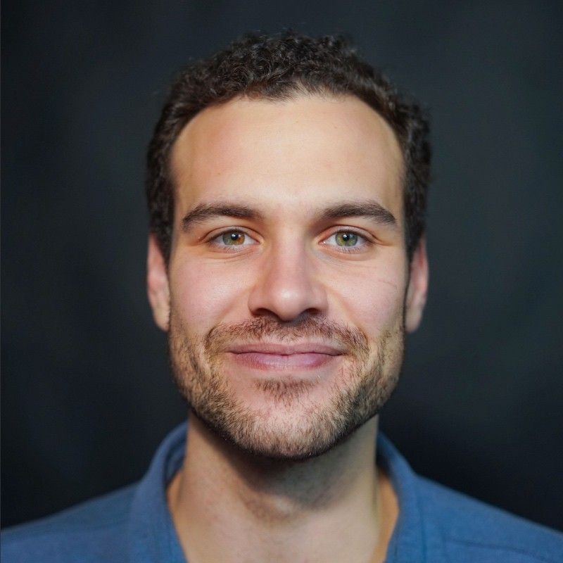 David Kobrosky – Founder, CEO at Intros AI